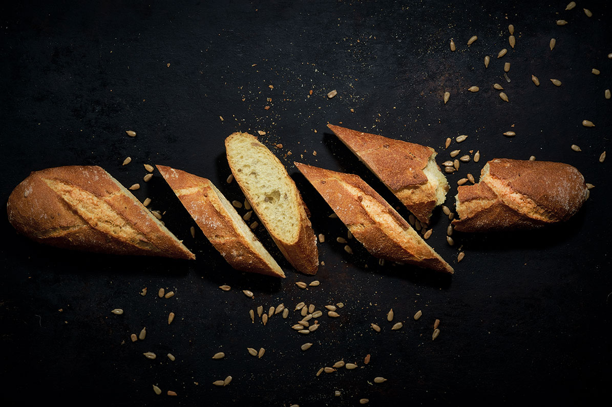 Feel the irresistible benefits of a bread with seeds and cereals - Pre ...
